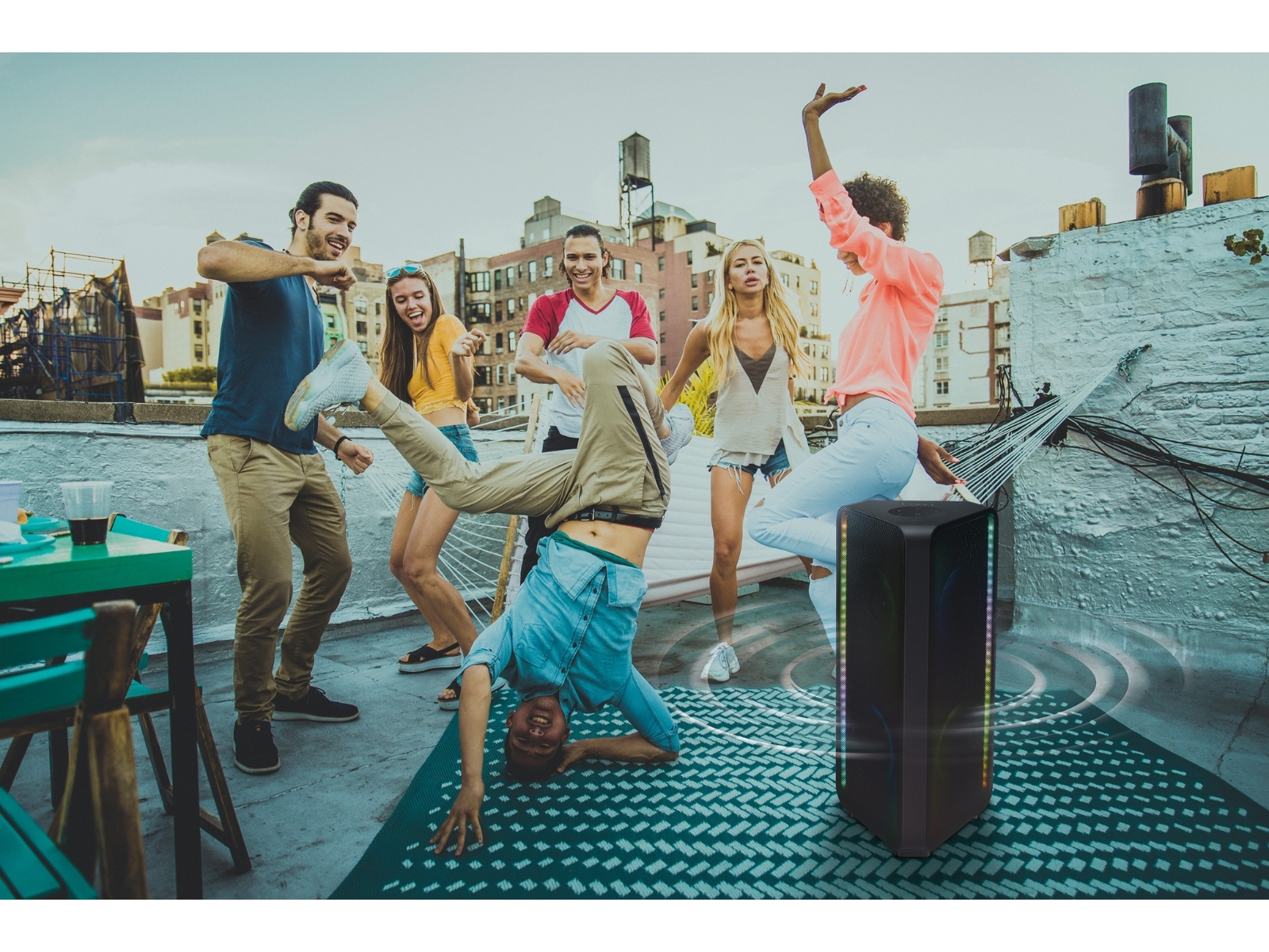 240W Sound Tower (2022) | Bluetooth Powered Speaker Tower | Samsung US