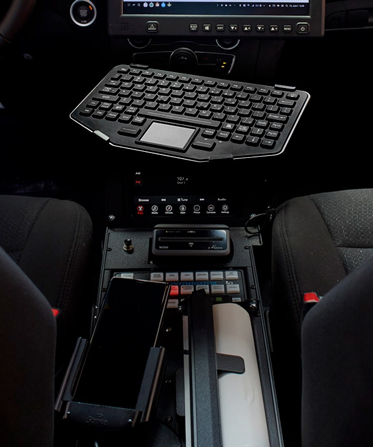 In-Vehicle Computing | In-Car Computer for Police | Samsung Business