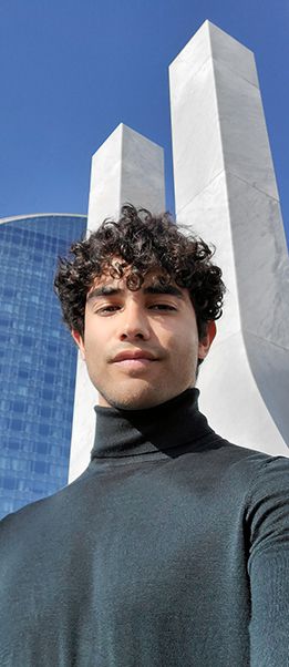 Samsung Galaxy Fold Camera - 6 Wide Angle Phone Cameras | Samsung US