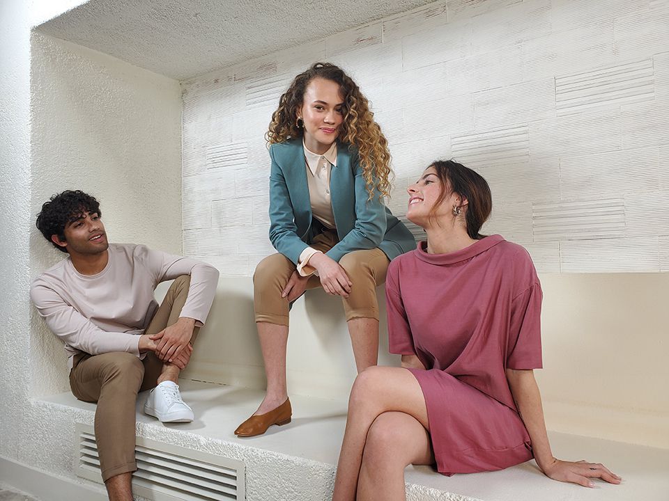 Samsung Galaxy Fold Camera - 6 Wide Angle Phone Cameras | Samsung US