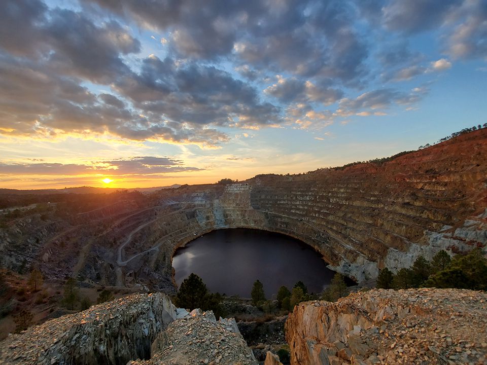 Samsung Galaxy Fold Camera - 6 Wide Angle Phone Cameras | Samsung US