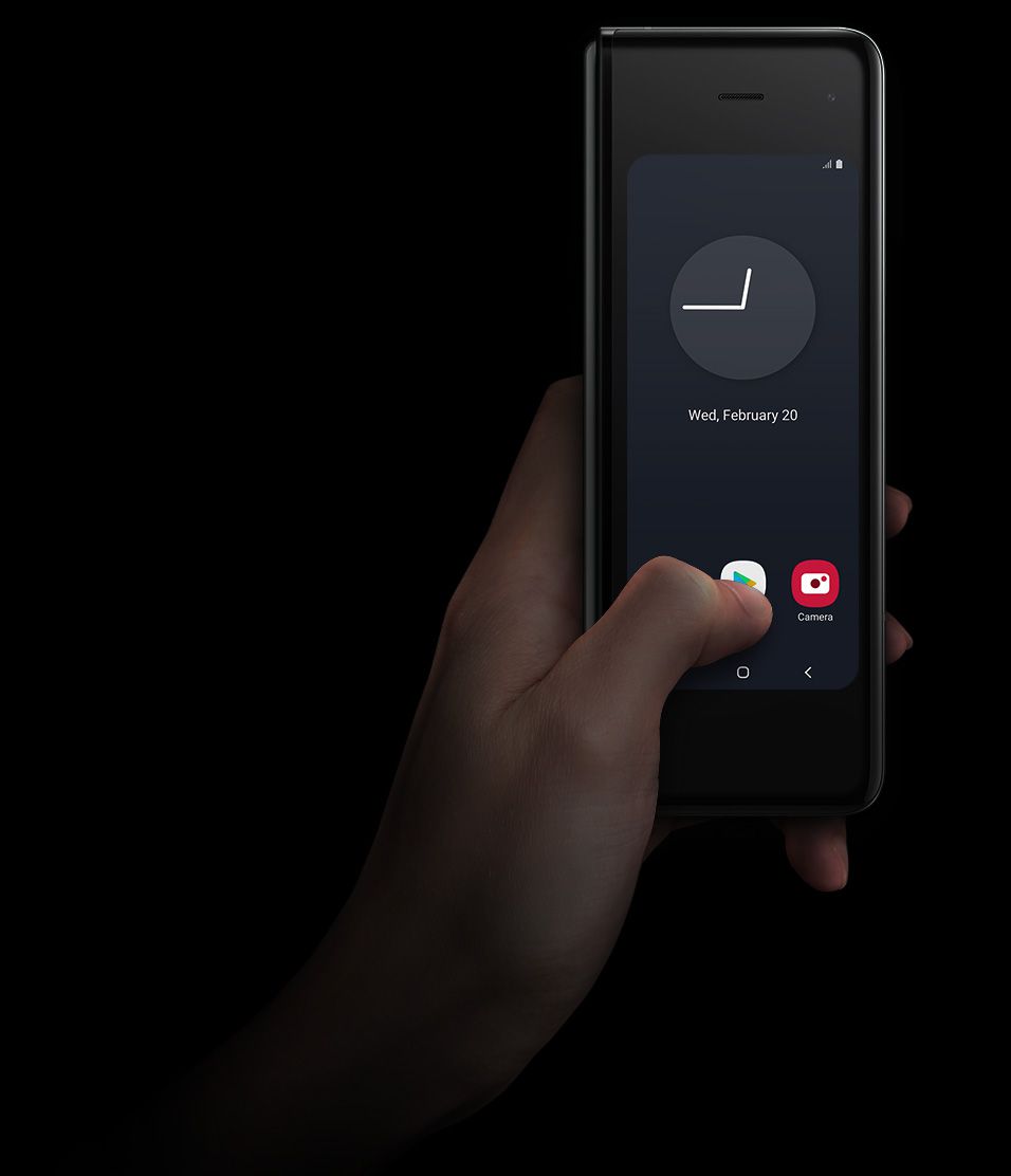 Samsung Galaxy Fold Experience - Multitasking & One Hand Use | Samsung US