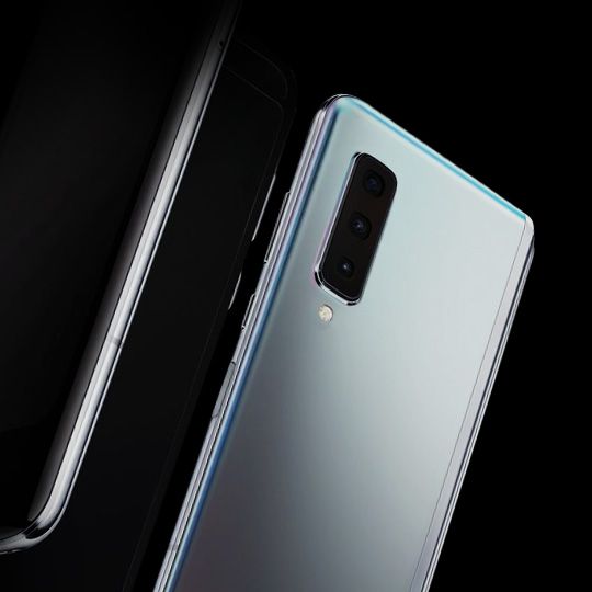 Samsung Galaxy Fold Camera - 6 Wide Angle Phone Cameras | Samsung US