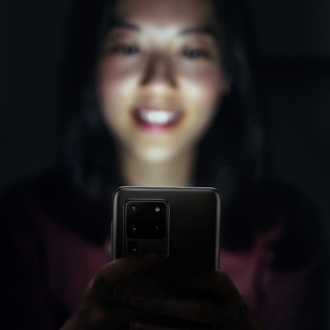 Galaxy S20, S20+ & S20 Ultra 5G Design & Display | Samsung US